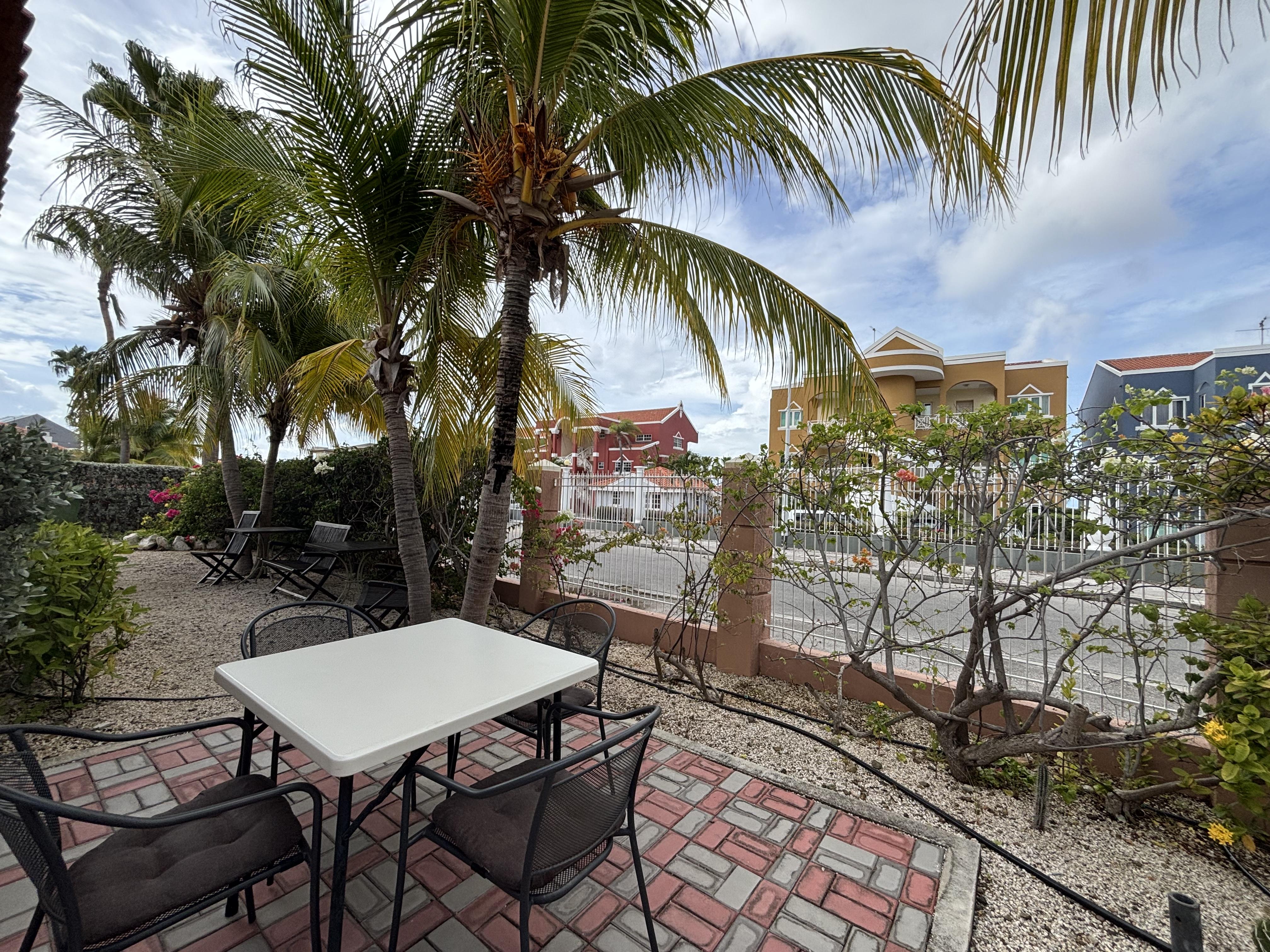 For Rent: 2-Bedroom Bungalow in Caribbean Beach Resort, Piscadera