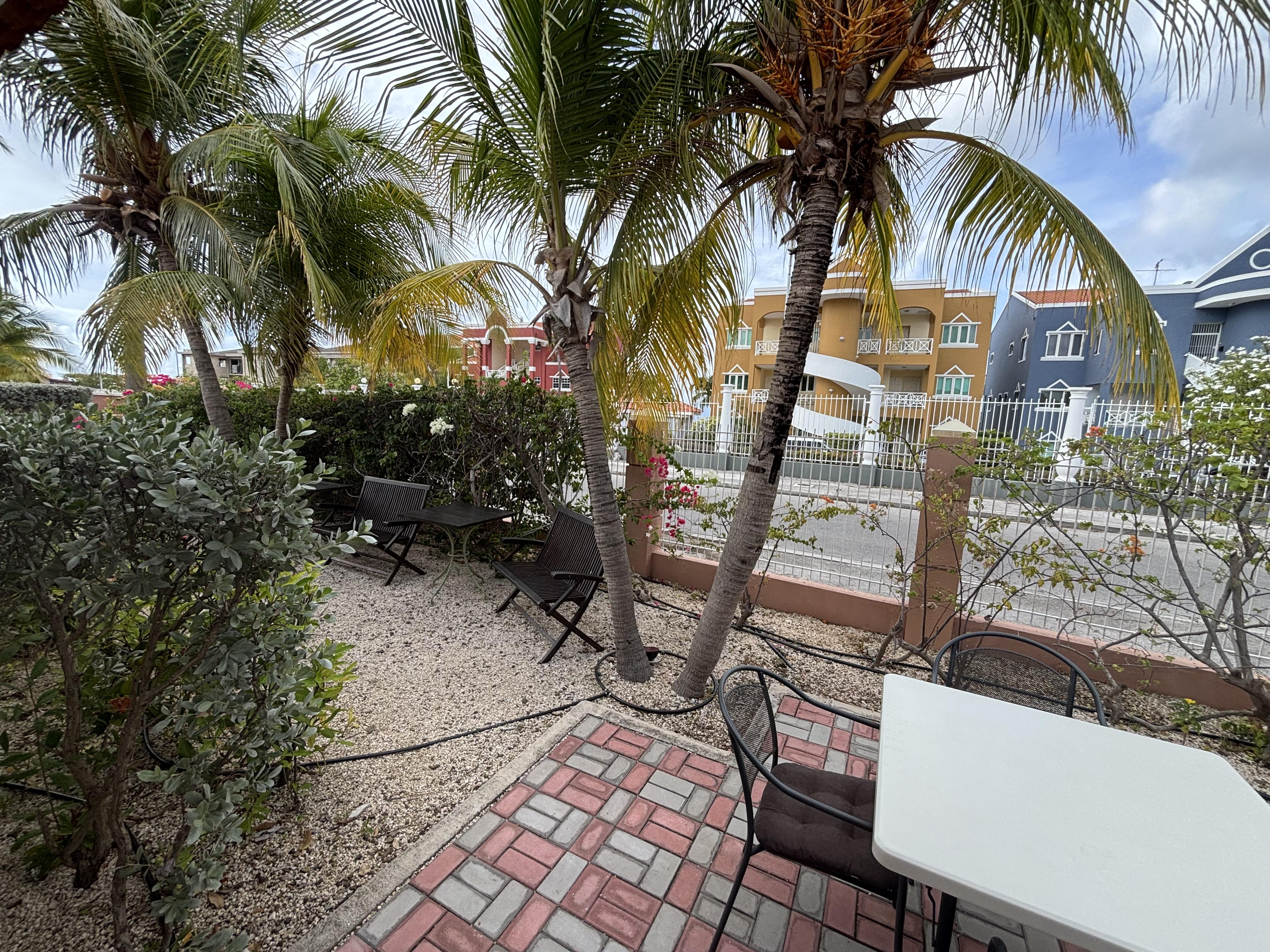 For Rent: 2-Bedroom Bungalow in Caribbean Beach Resort, Piscadera
